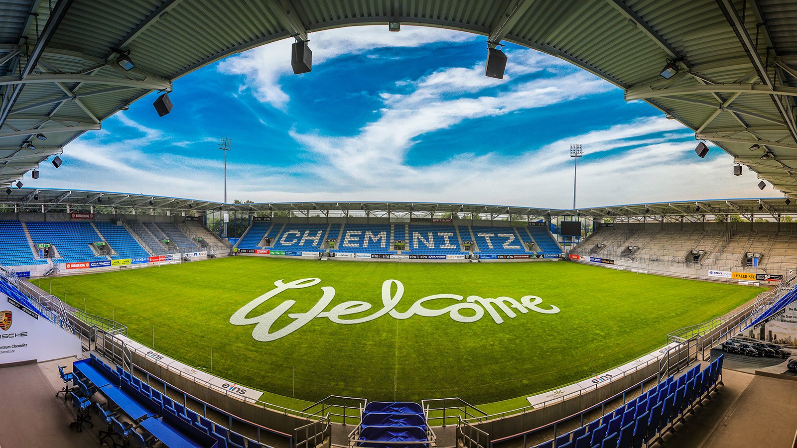 Premiere: Immatrikulations- und Auftaktfeier im neuen Stadion ...