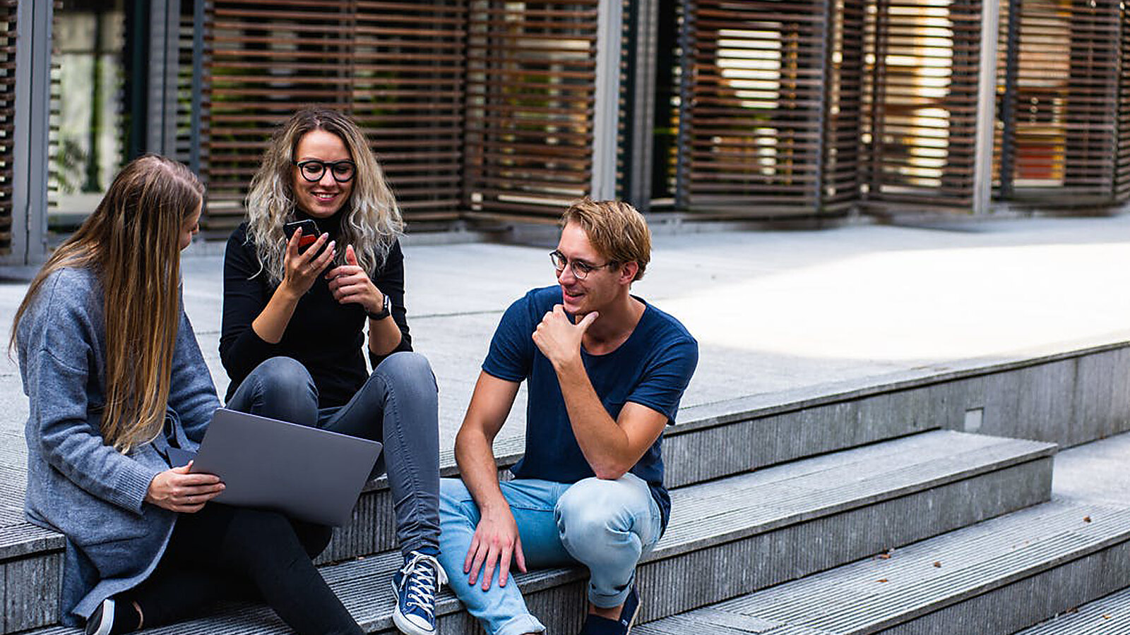 „Seasonal Schools“ der Hochschulallianz Across bieten internationalen ...
